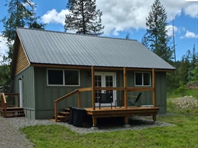452 Lynx Rd, Moyie Springs, ID 83845