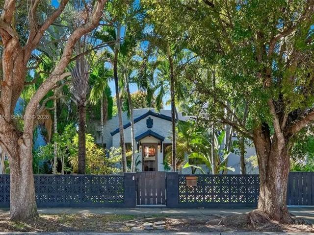 452 SW 21st Rd, Miami, FL 33129