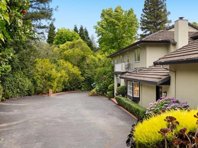 452 Roblar Avenue