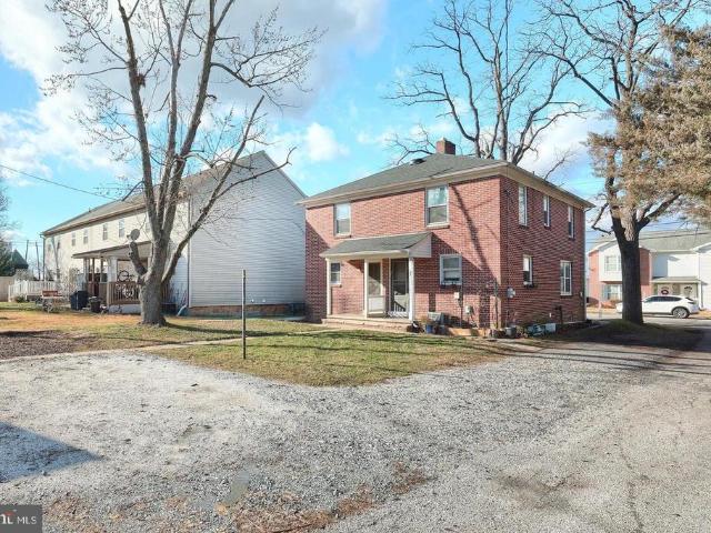 452 W Walnut Street