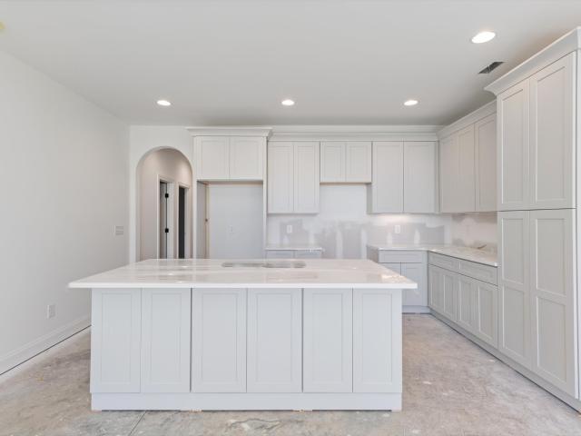 452 W Foxrun