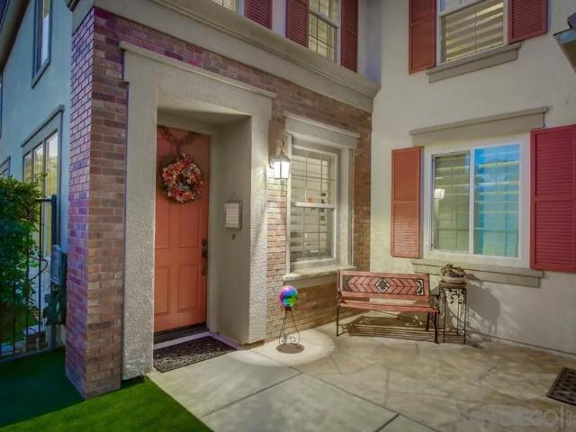 452 Taylor Dr, Oceanside, CA 92056 | MLS #260007 | Compass