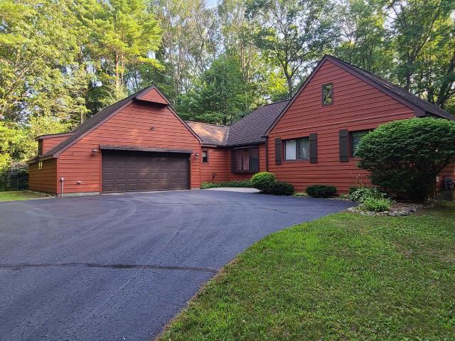 4534 Oakridge Drive