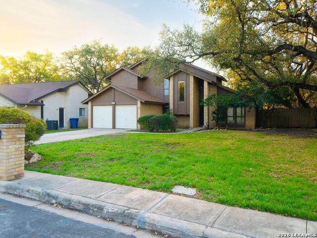 4534 Spotted Oak Woods