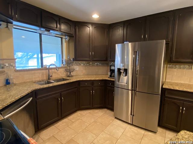 4534 Western Pine Woods