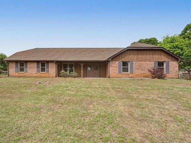 4535 E Cherokee Dr, Canton, GA 30115
