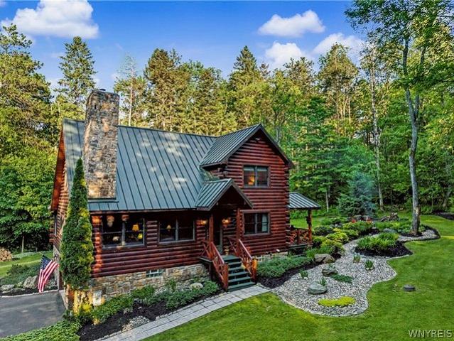 4535 Gooseneck Rd, Delevan, NY 14042