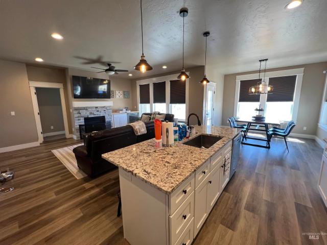 4535 Purple Sage Cir