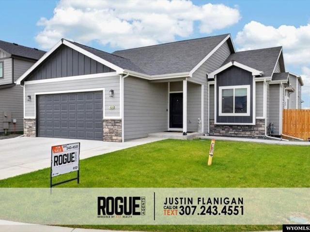 4535 Shale Cir, Mills, WY 82604