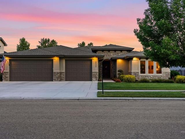 4535 W Braveheart St, Eagle, ID 83616