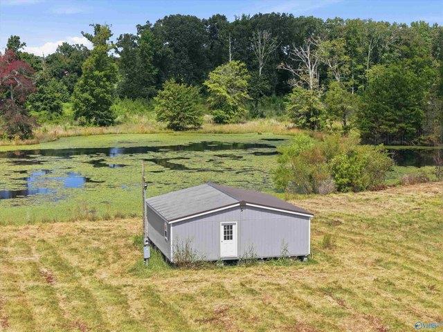 4535 Winchester Rd, New Market, AL 35761