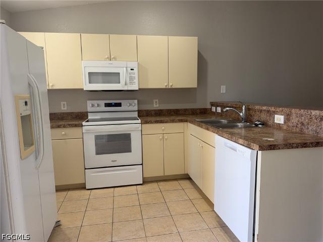 4535 26th St SW, Lehigh Acres, FL 33973 | MLS #2026018