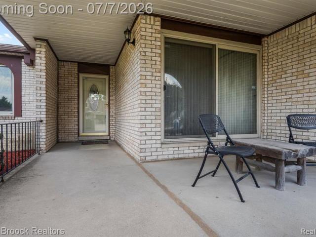 45361 Indian Creek Drive