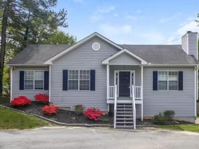 45364431 2840 Ivanhoe Ln Se