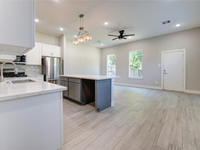 4536 Sunflower Street