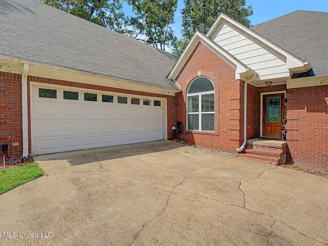 4536 Victoria Drive