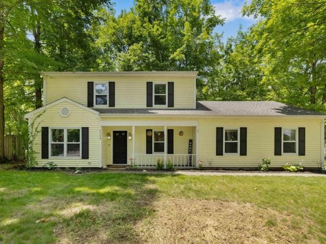 4536 Winding Way Dr, Fort Wayne, IN 46835