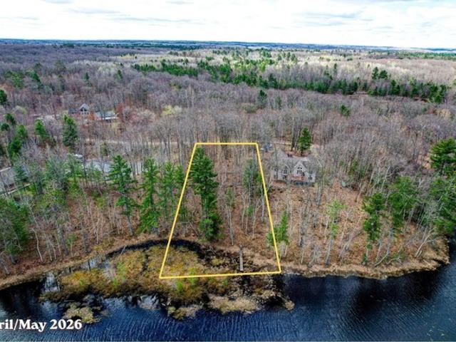 4537 Acorn Ln, Rhinelander, WI 54501