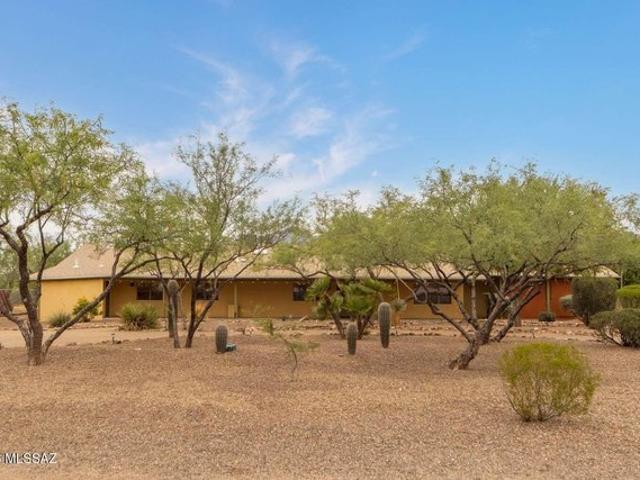 4537 E San Carlos Pl S, Tucson, AZ 85712