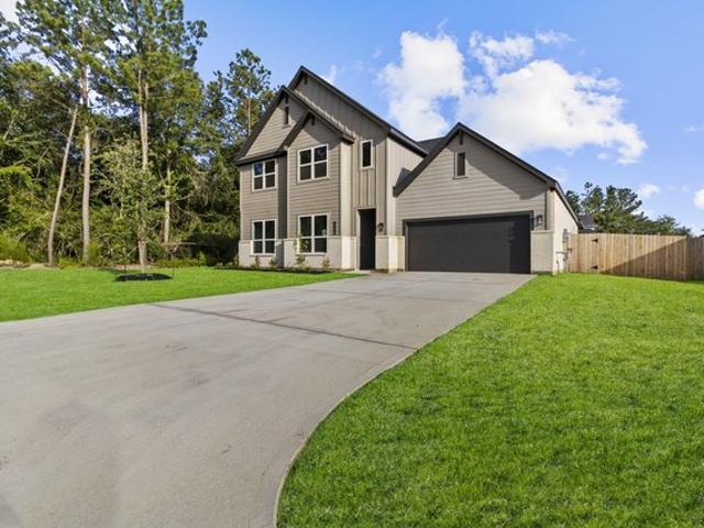 4538 Iguaza Falls Dr, Conroe, TX 77303