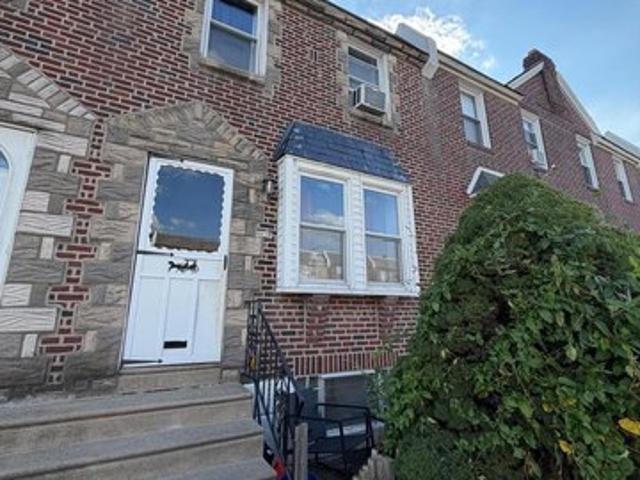 4538 Loring St, Philadelphia, PA 19136