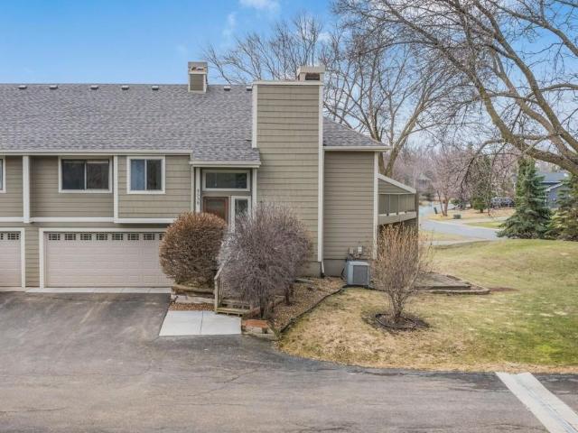 4538 Quantico Ln N, Plymouth, MN 55446 | MLS #7049 | Compass