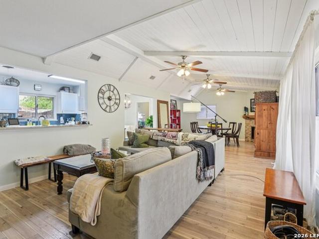 4538 Waikiki