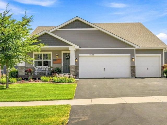 4539 Cobalt Ln, Woodbury, MN 55129