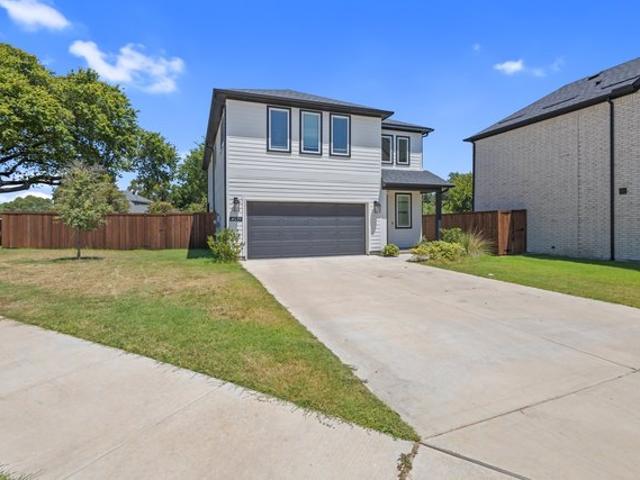 4539 Hogans Alley Dr, Arlington, TX 76001