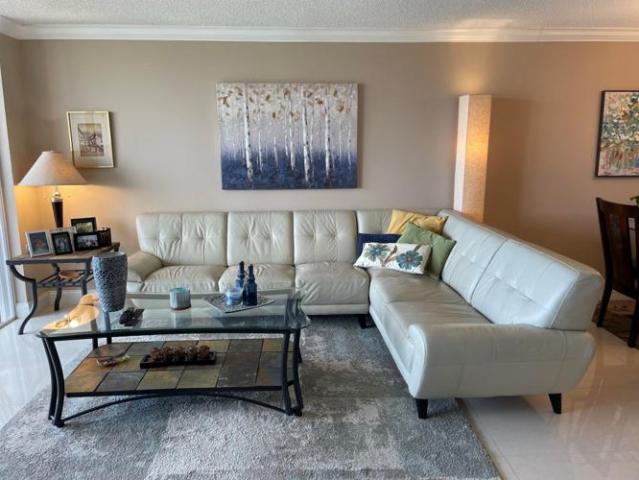 4539 Luxemburg Ct #202, Lake Worth, FL 33467