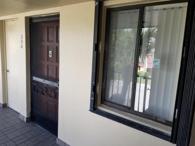 4539 Luxemburg Ct #304, Lake Worth, FL 33467