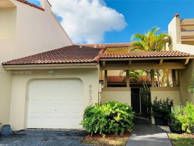 4530 NW 102nd Ct, Doral, FL 33178