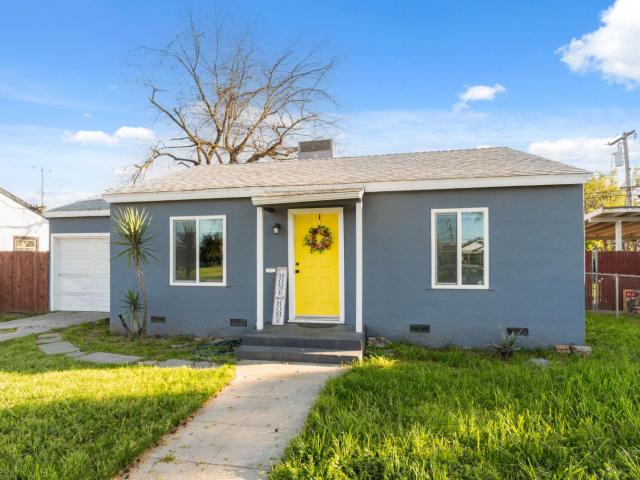 4530 E McKenzie Ave, Fresno, CA 93702 | MLS #645342 | Compass