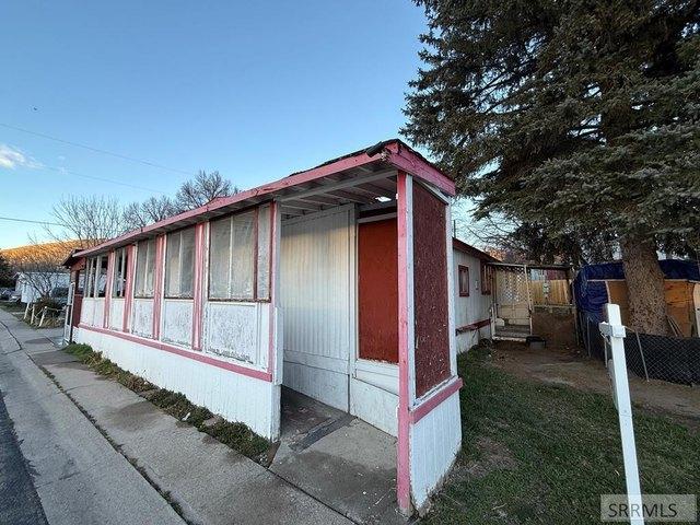 4530 S 5th Ave Trlr D8, Pocatello, ID 83204
