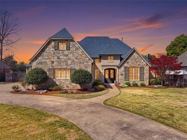 4530 S Columbia Pl, Tulsa, OK 74105