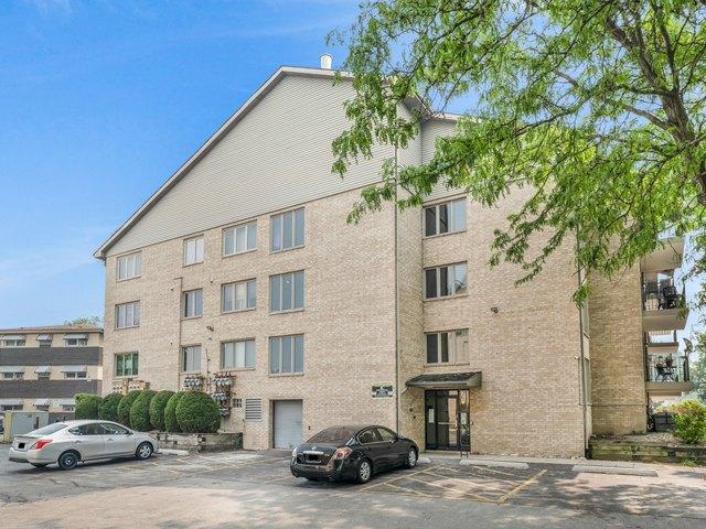 4530 W 93rd St Apt 2D, Oak Lawn, IL 60453