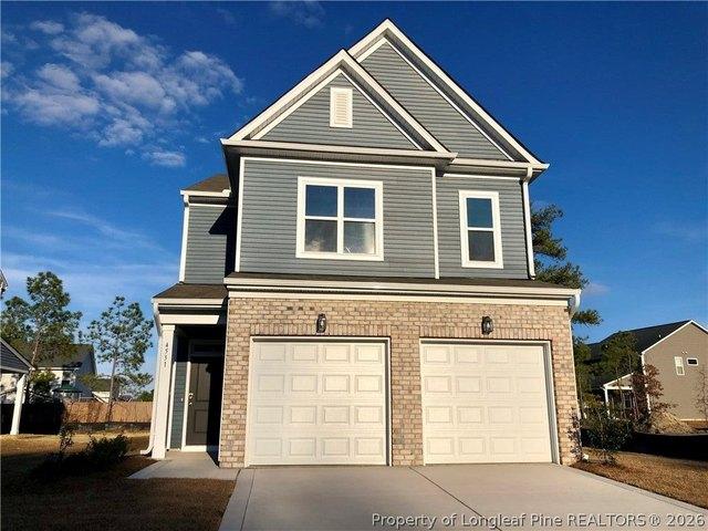 4531 Bunkers Bay Ln, Hope Mills, NC 28371