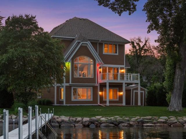 4531 Island View Dr, Mound, MN 55364