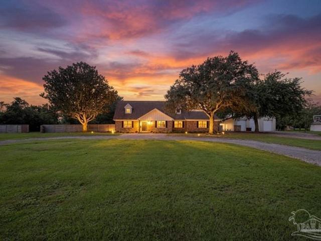 4531 Sea Vista Ct, Gulf Breeze, FL 32563