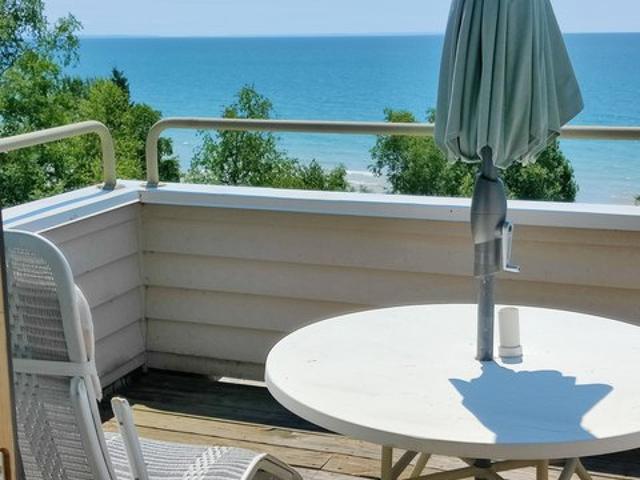 4531 W Fishermans Dr, Brevort, MI 49760