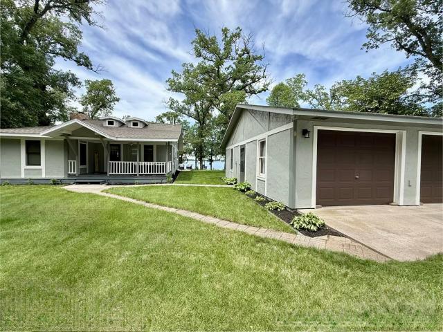 45325 Lamplight Drive