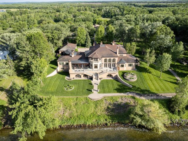 45329 Red Pine Loop