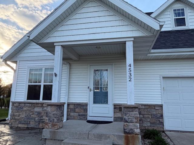 4532 Scenic View Road
