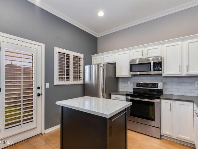 4533 N 22nd St, Unit 225, Phoenix, AZ 85016 | MLS #6988 | Compass