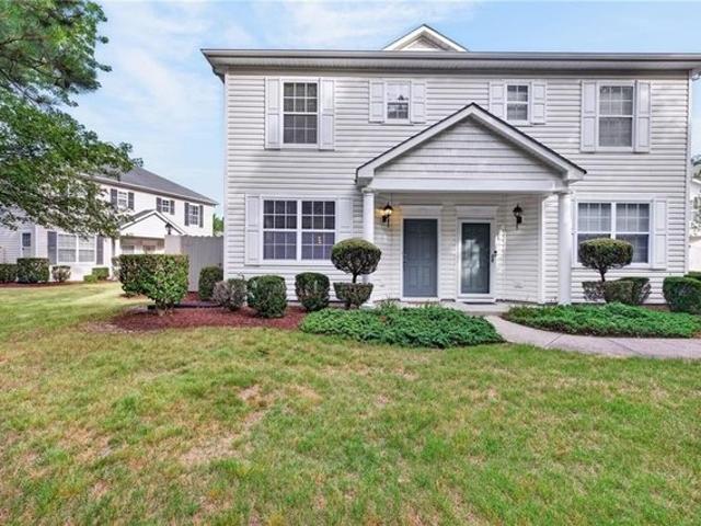 4533 Duffy Dr, Virginia Beach, VA 23462