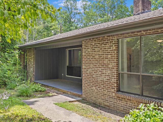 4533 E Scenic Drive