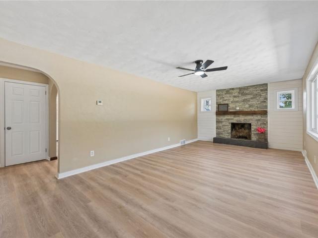 4533 Ridgeview Drive