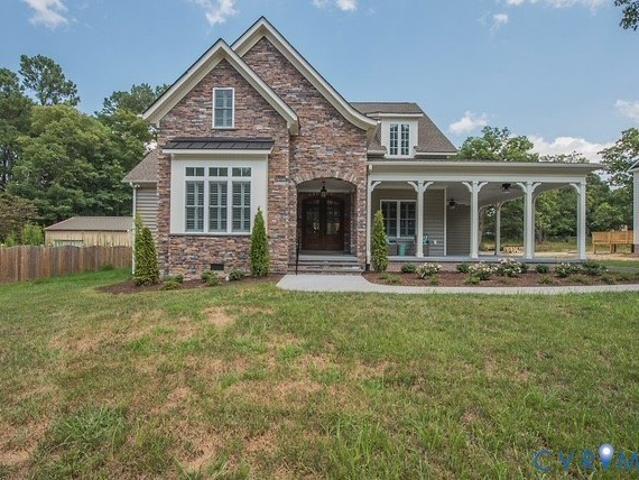 4533 Thorncroft Dr, Glen Allen, VA 23060