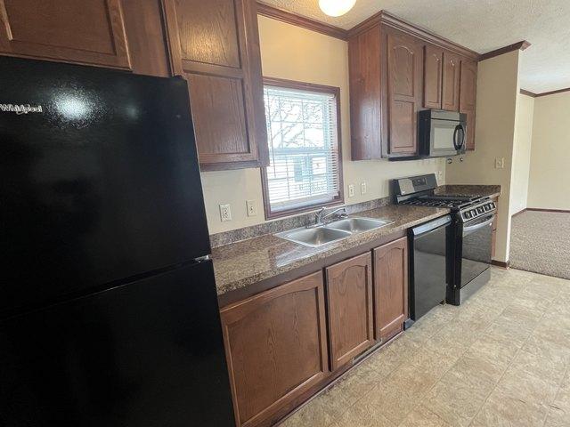 4533 Whitson Ct, Sterling Heights, MI 48310