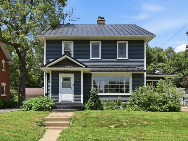 4533 13th Ave, Rock Island, IL 61201